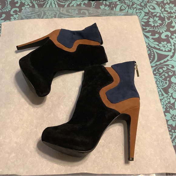 Colin Stuart | Shoes | Colin Stuart Ankle Boots | Poshmark